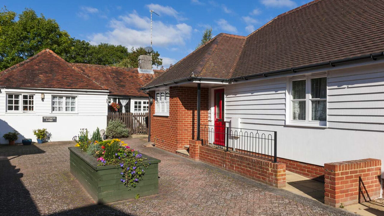 Retirement Homes Sussex | How to apply - Thomas Scanlan Trust